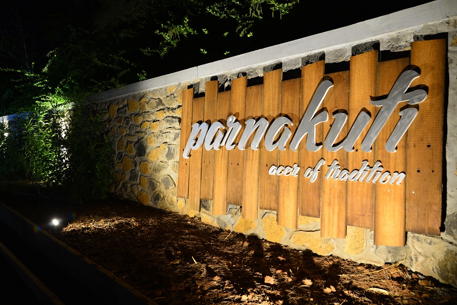 Parnakuti - Acer of Tradition