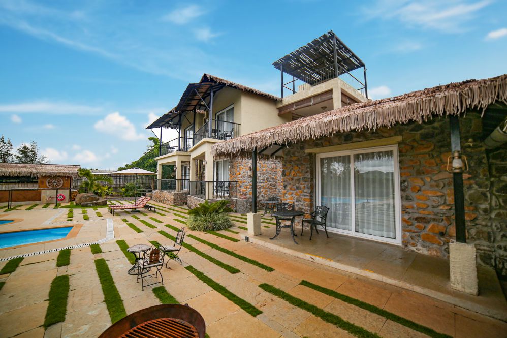 Parnakuti - Acer of Tradition