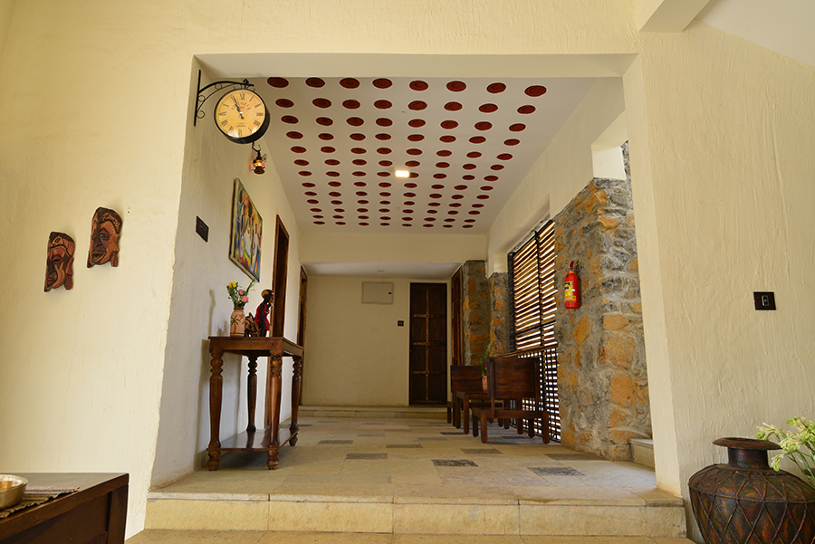 Parnakuti - Acer of Tradition